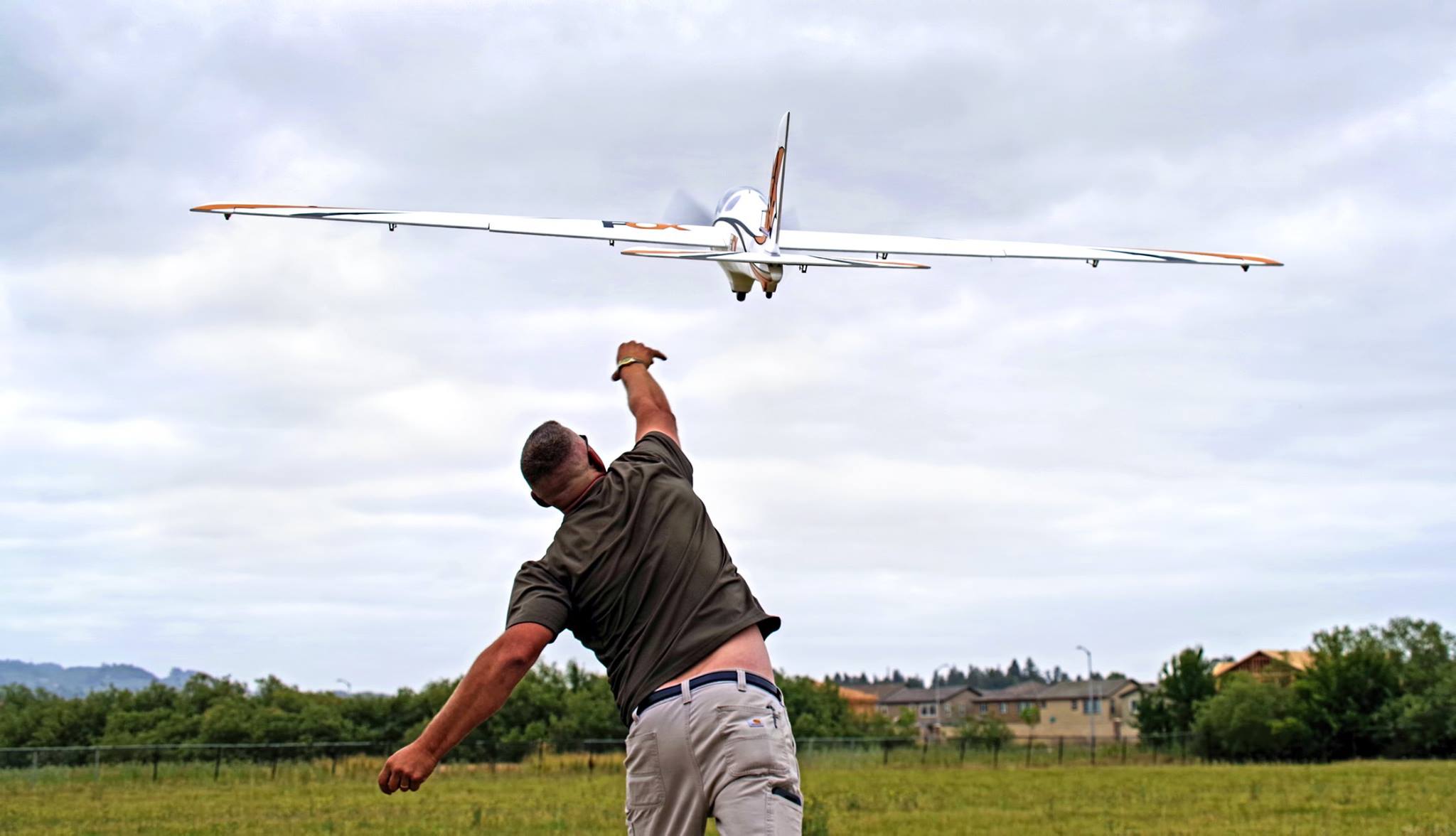 New HUGE 3000mm Fox Glider from FMS - It's Massive | Flite Test