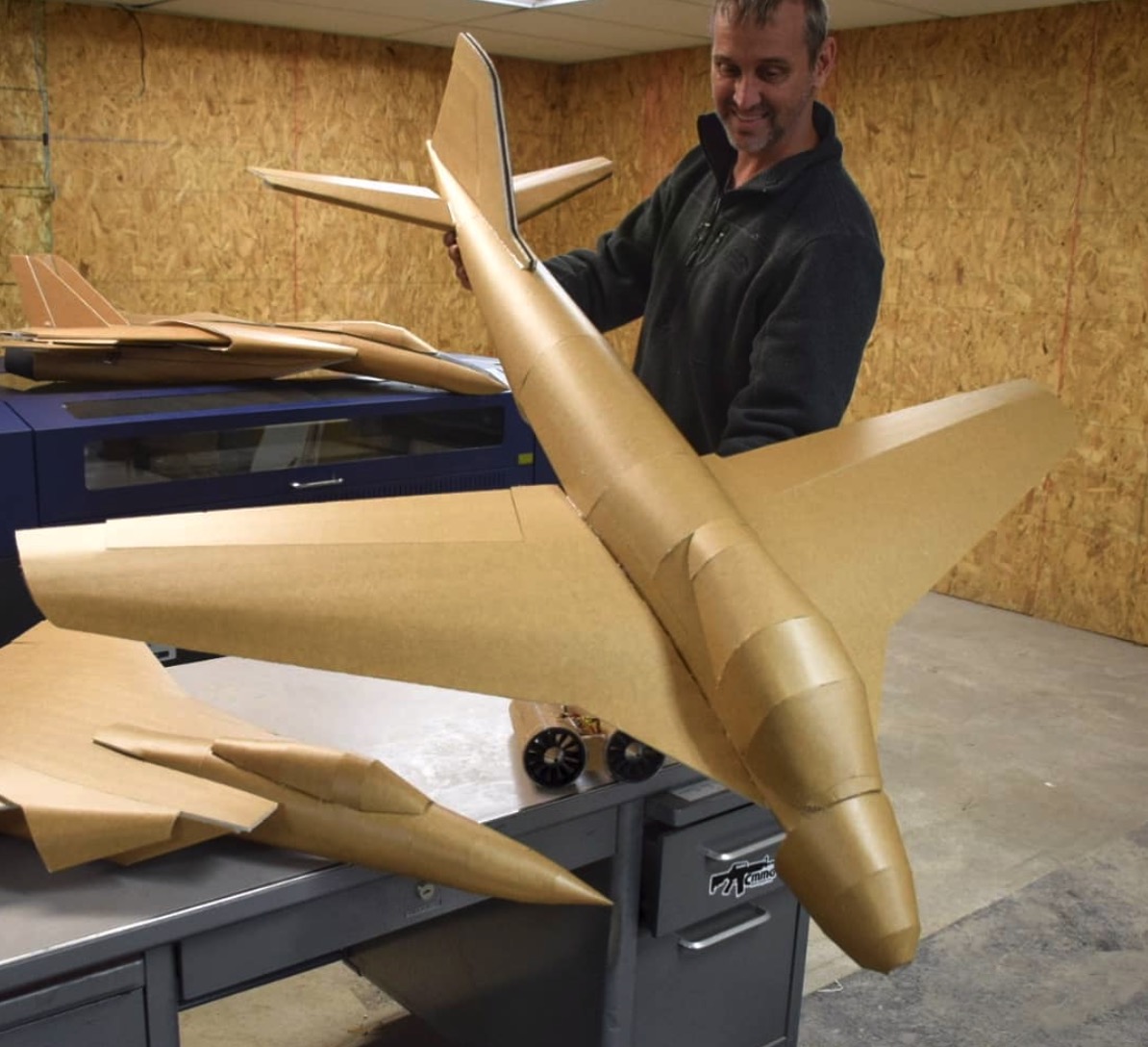 Incredible Aviation Sculptures by John Overstreet | Flite Test