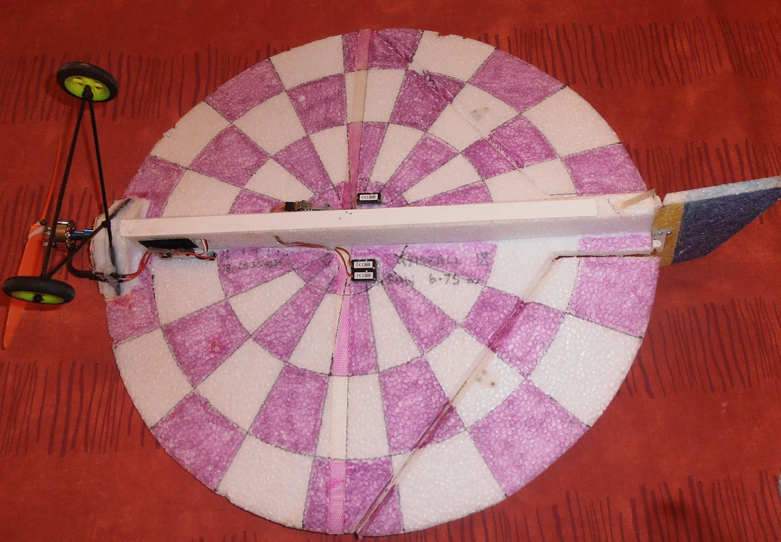 The Gymball, An Easy Build, Easy Fly Model | Flite Test