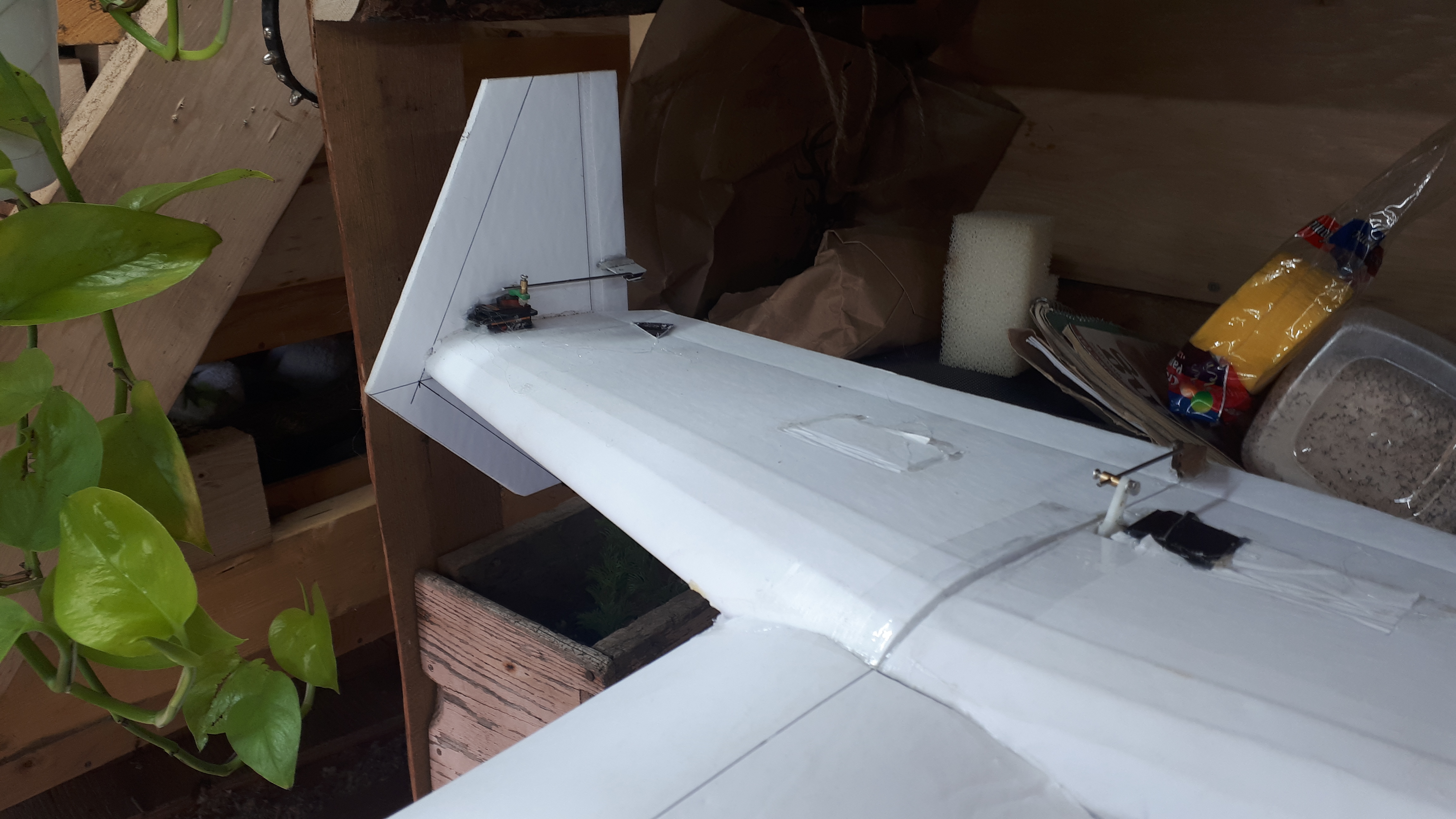 Antinov 22ish cargo plane FT Versa wing based plan | Flite Test