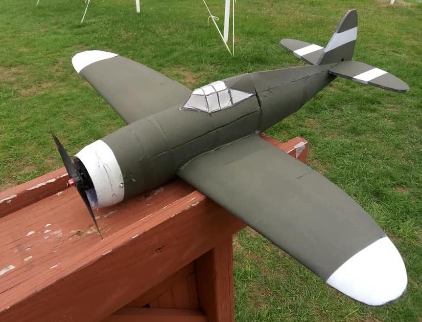 MiniacRC Mighty Mini P47 Thunderbolt (FREE PLANS) | Flite Test