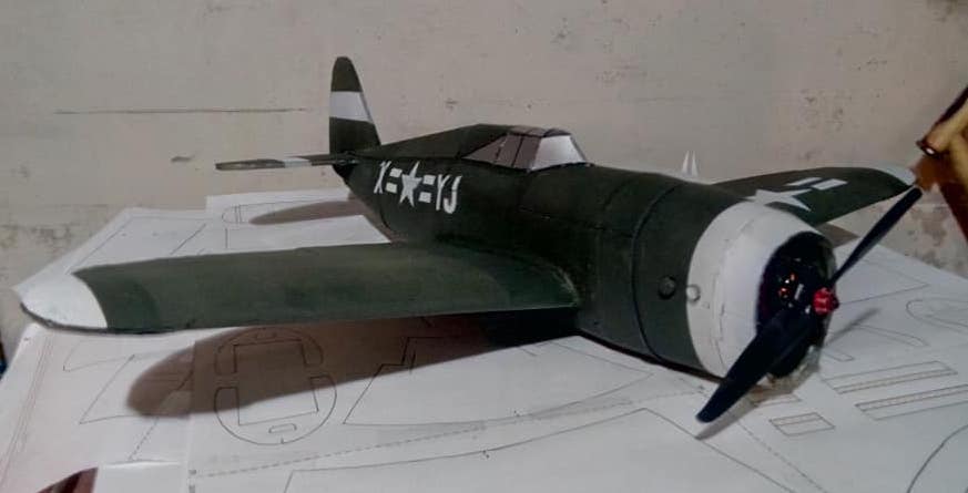 MiniacRC Mighty Mini P47 Thunderbolt (FREE PLANS) | Flite Test