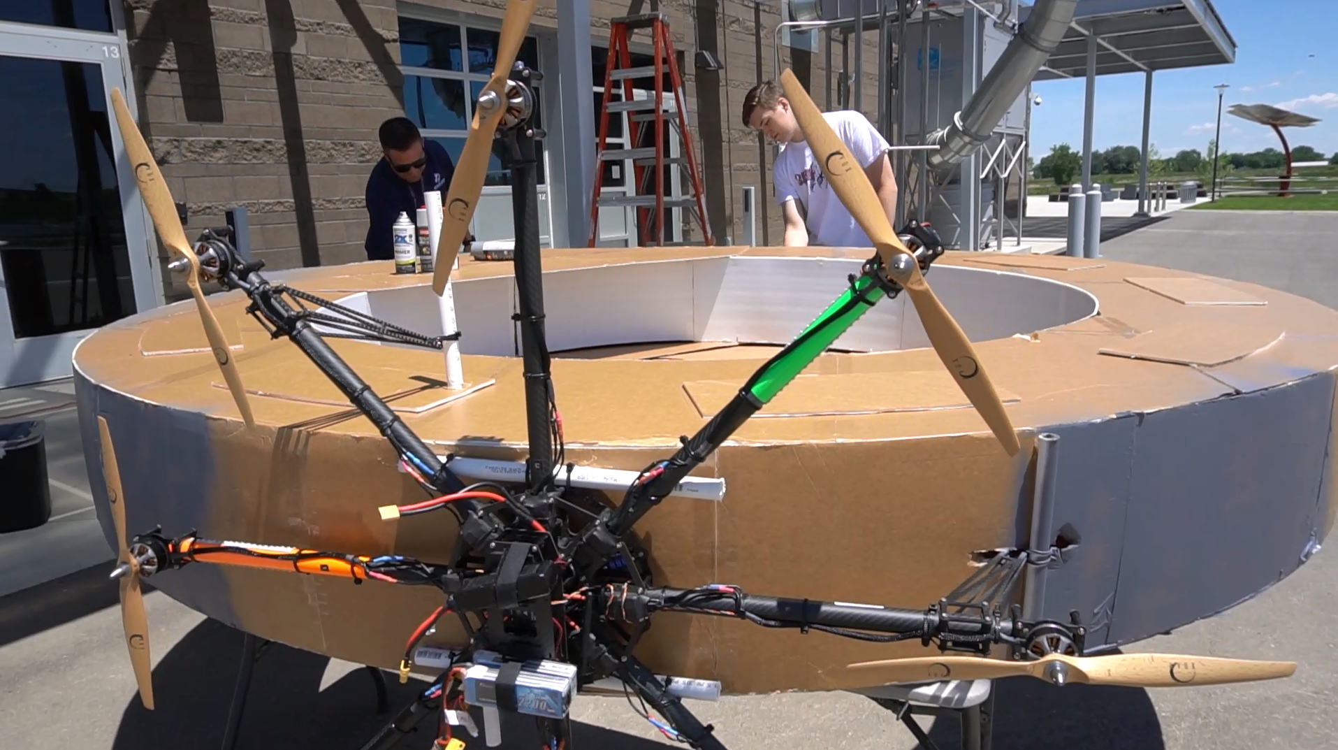 Q-Ship vs Raptor - FREE PLANS | Flite Test