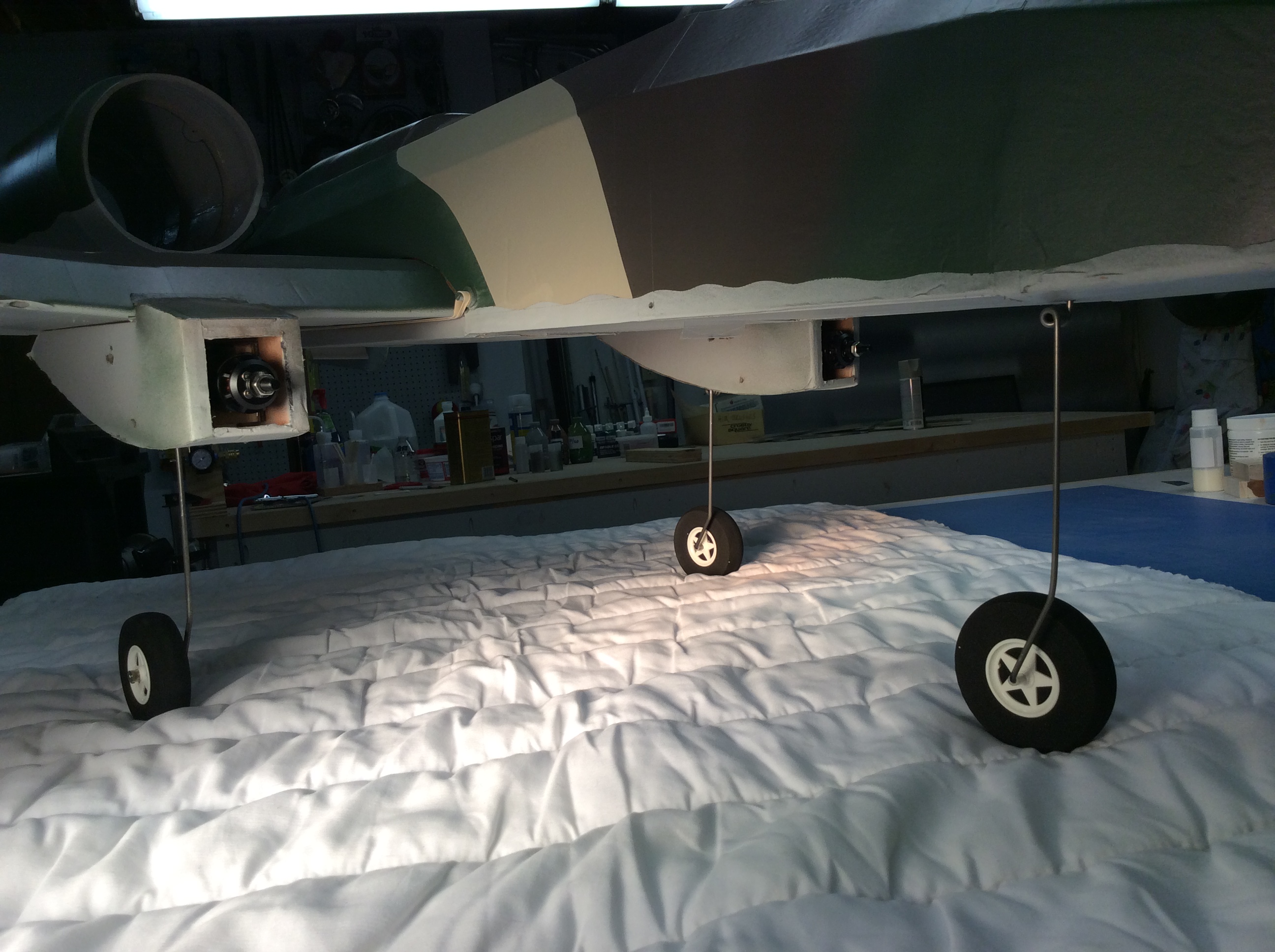 A-10 Fixed Landing Gear. A solution | Flite Test