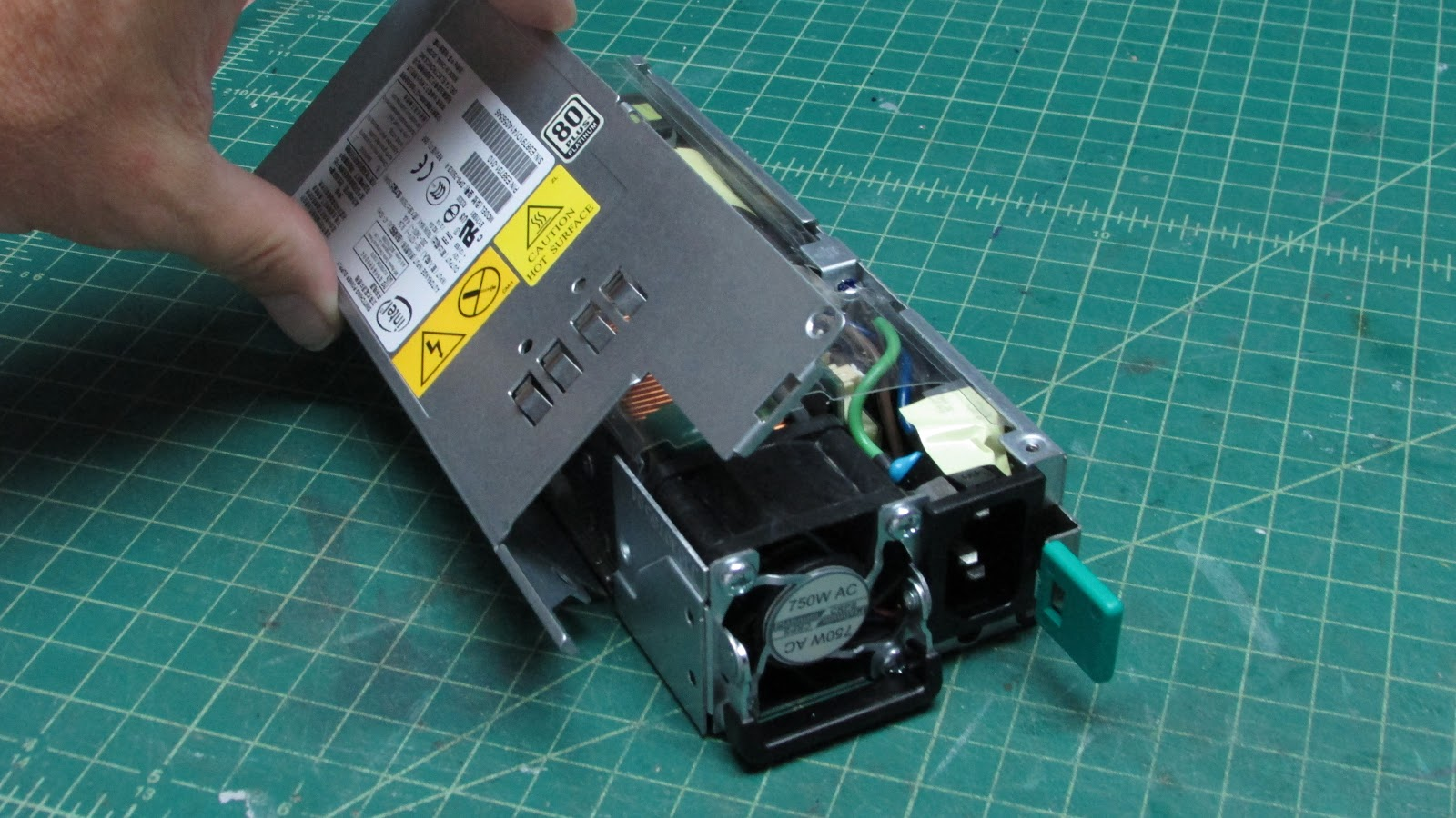 Server Power to Charge RC | Flite Test