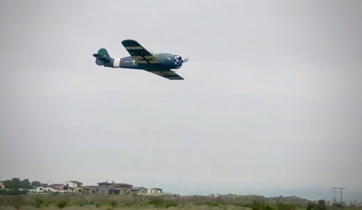 MiniacRC Mighty Mini Focke-Wulf 190 (FREE PLANS) | Flite Test