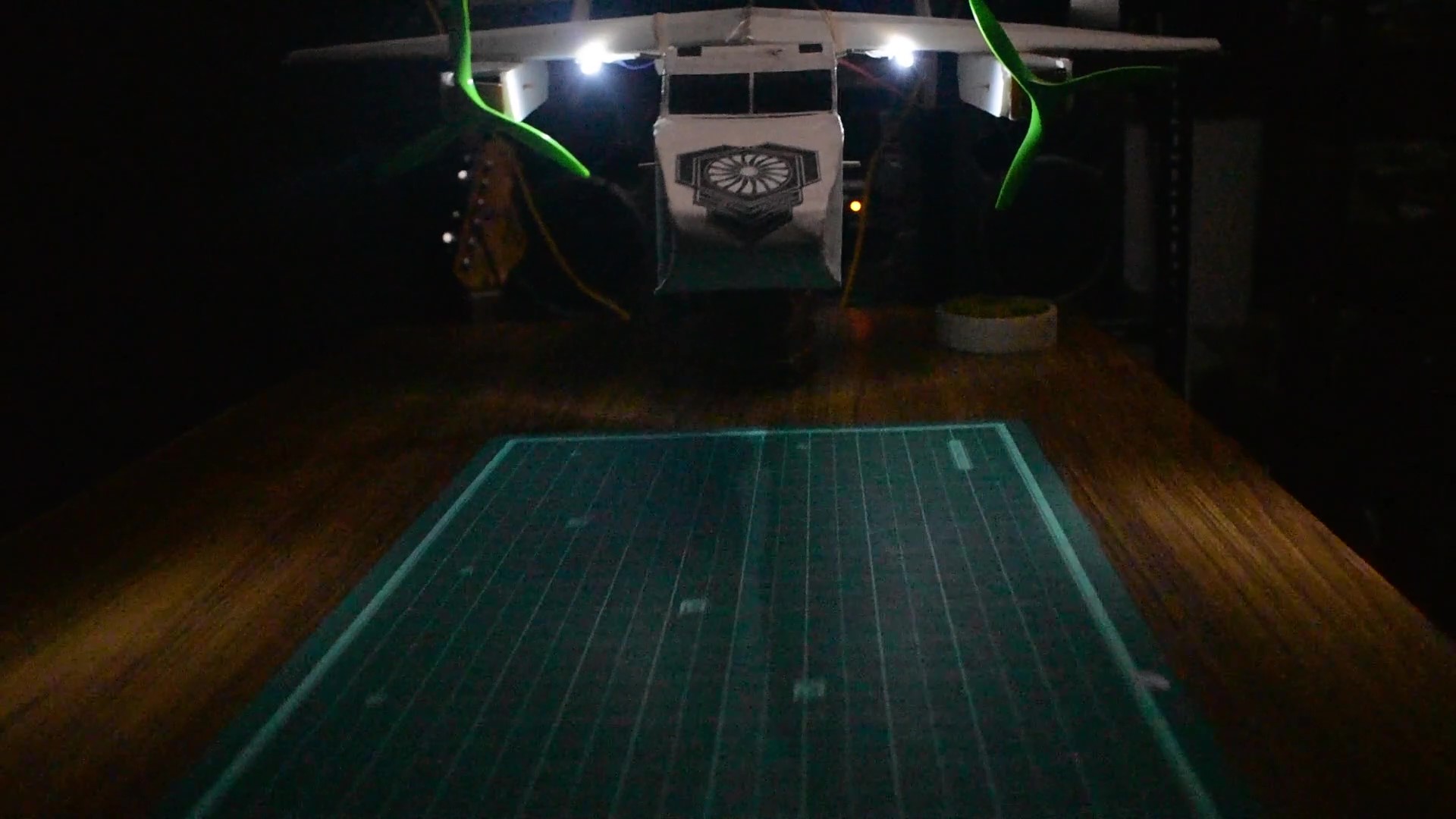 What airplane Nav lights signify+Circuit Prototype | Flite Test