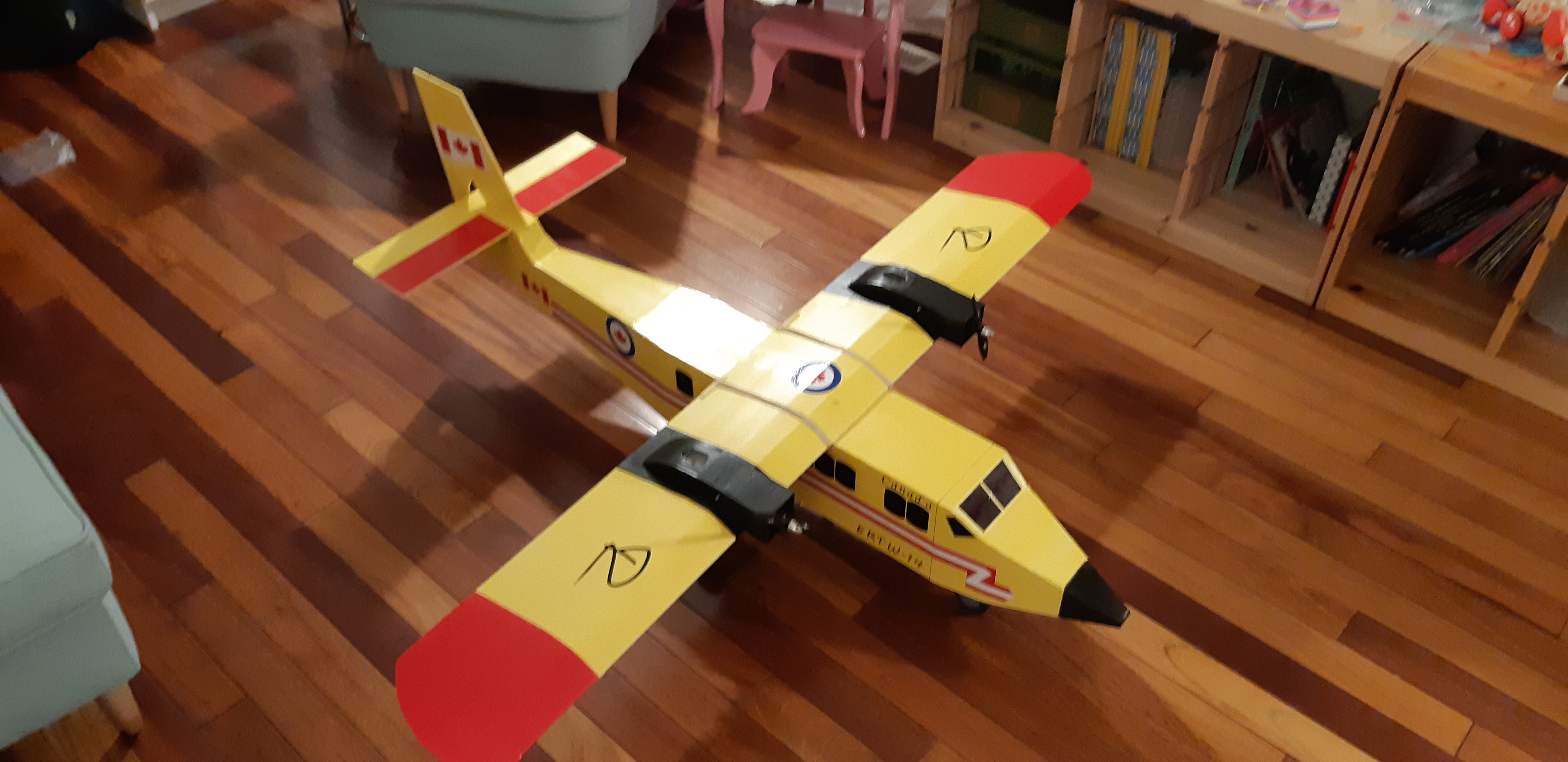 60" Twin Otter Scratch Build | Flite Test