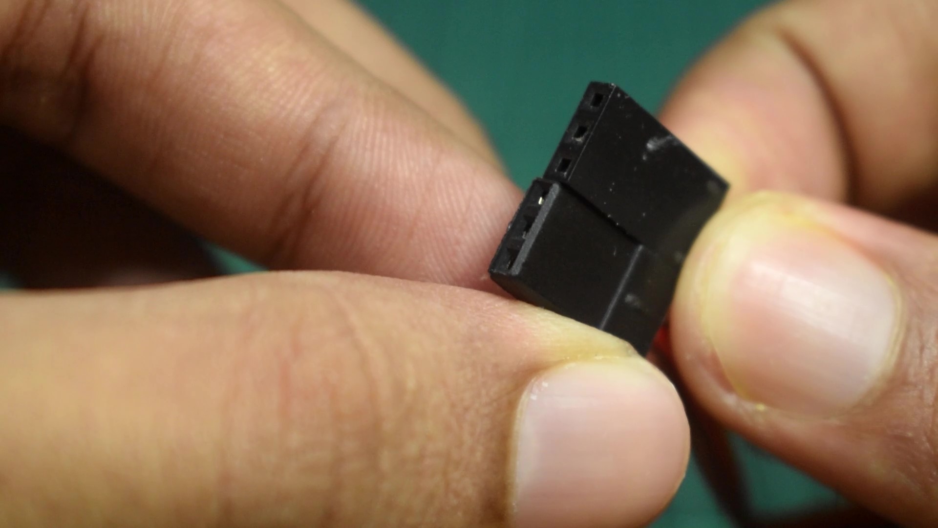 Choosing the right servo Extension | Flite Test