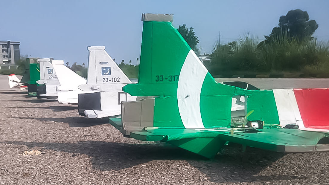 JF-17 thunder (pusher prop jet) | Flite Test