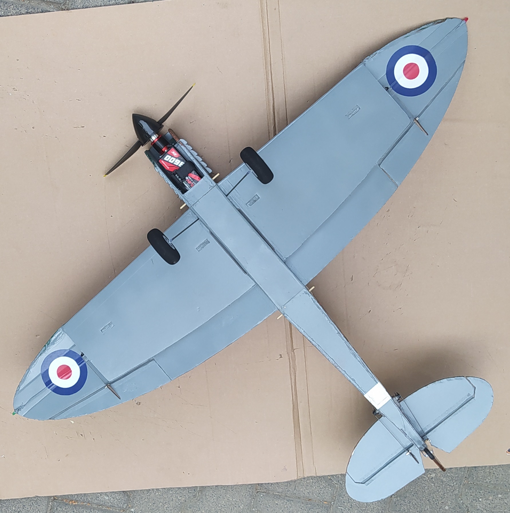 First builds: Spitfire. DH Comet. Dusty Crophopper | Flite Test