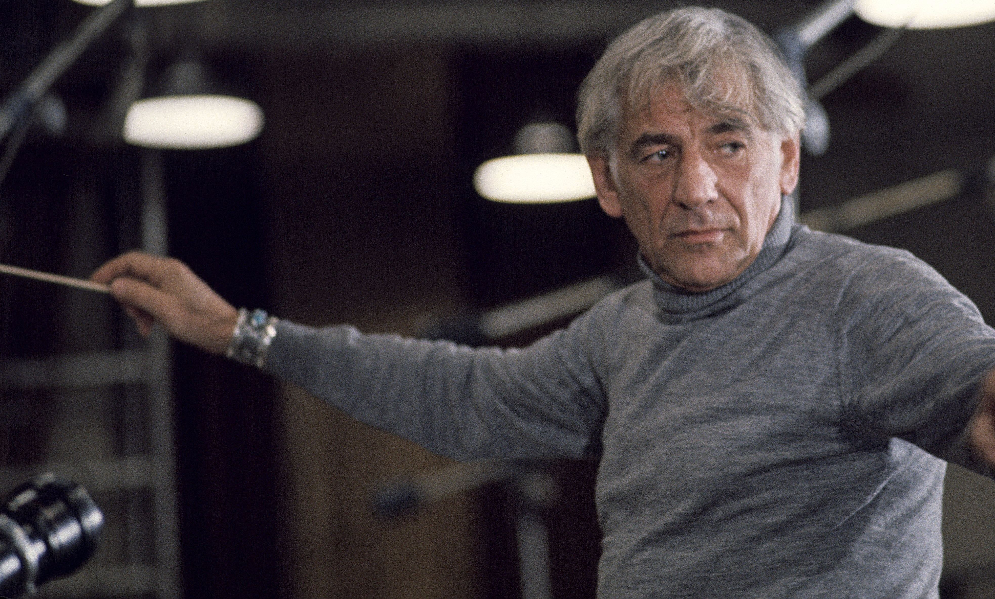 Leonard Bernstein: A Jewish Walt Whitman at 100 – The Forward