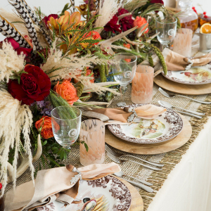 Hidden Gems: "Amethyst" Tablescape by Shirley's Flower Studio ...
