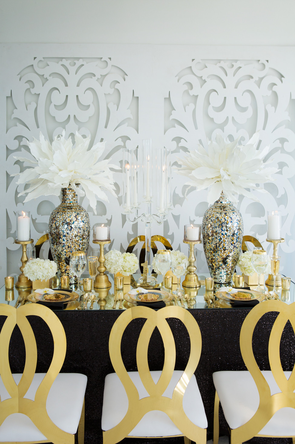 Modern Tablescape: Eminent Planning - Arkansas Bride