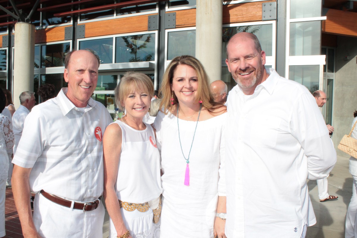 Jill Bloom's Instagram, Twitter & Facebook on IDCrawl