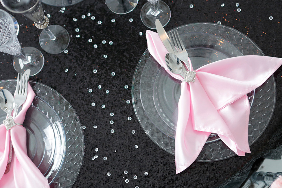 Hidden Gems: "Diamond" Tablescape by Royal Cort Celebrations & Events ...