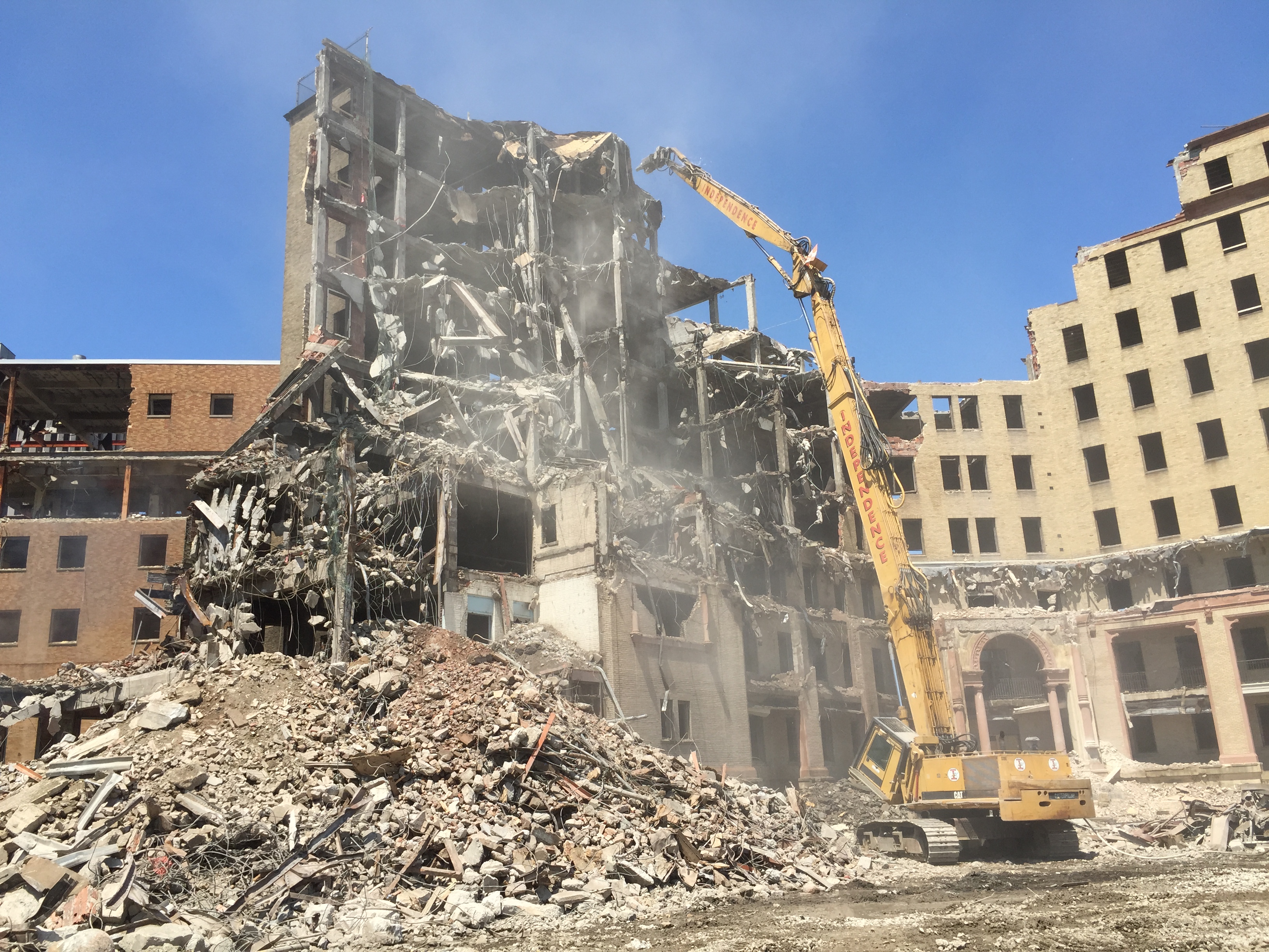 Demolition of Metro Health's North Coast Behavioral Health Building ...