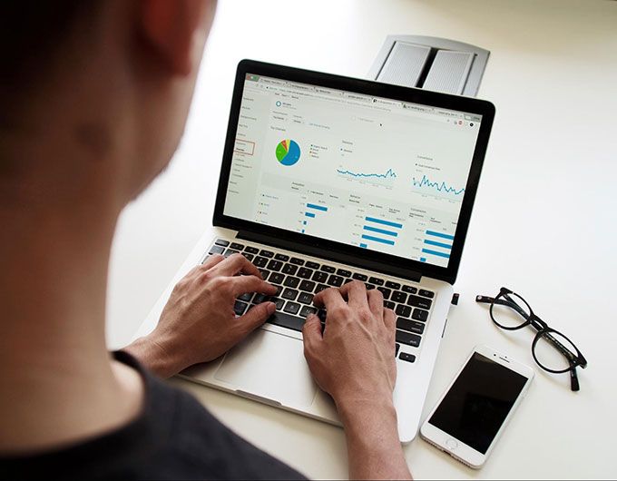 Como usar um gerenciador escolar on-line para obter melhores resultados ...