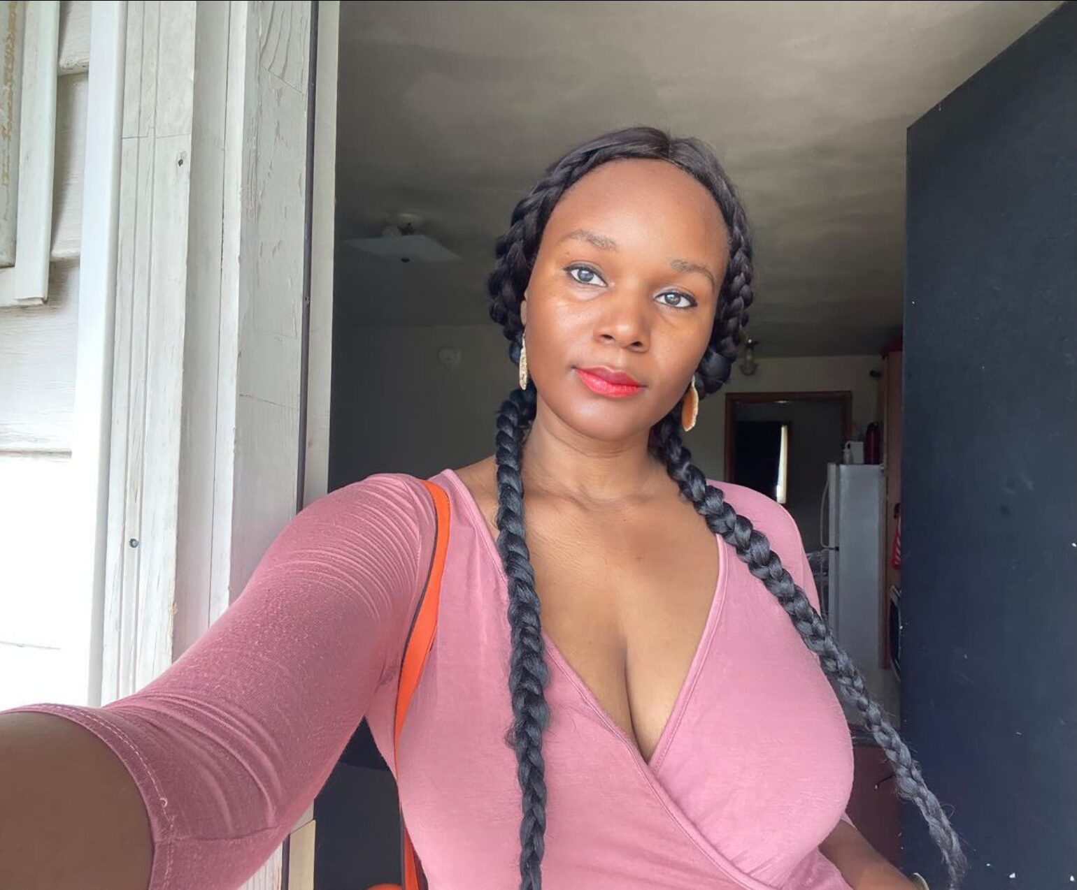 Top 14 Best Writers of Nigerian Literature (With Reasons)