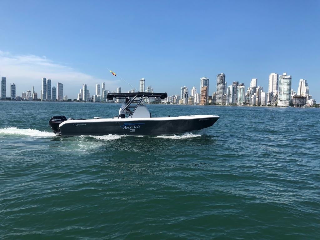 BOTE 30 PIES PARA 12 PAX CON BAñO