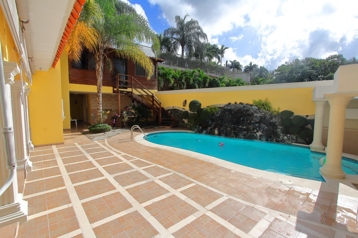 Casa en Venta o Alquiler con Piscina en Isabel Villas Golf and Country ...