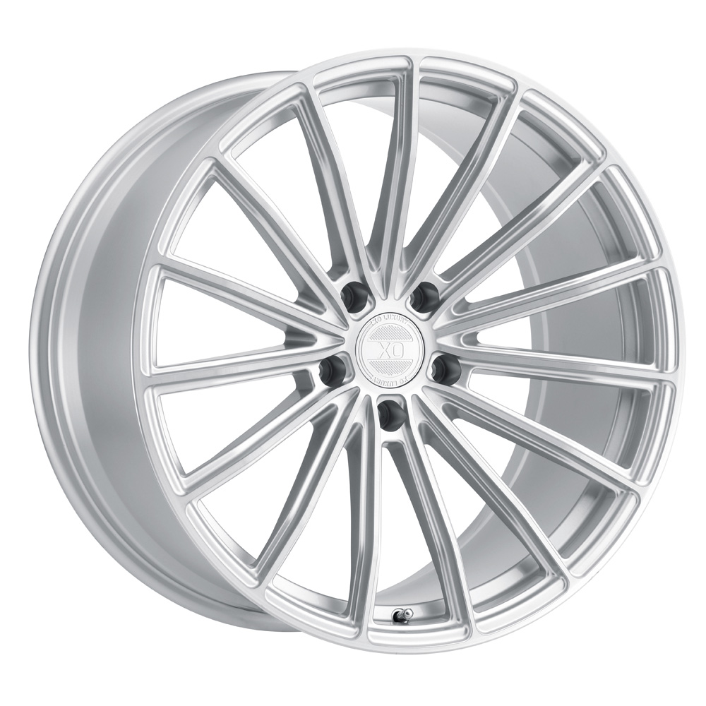 XO Luxury Wheels London - Silver w/Brushed Face Rim - Performance Plus Tire