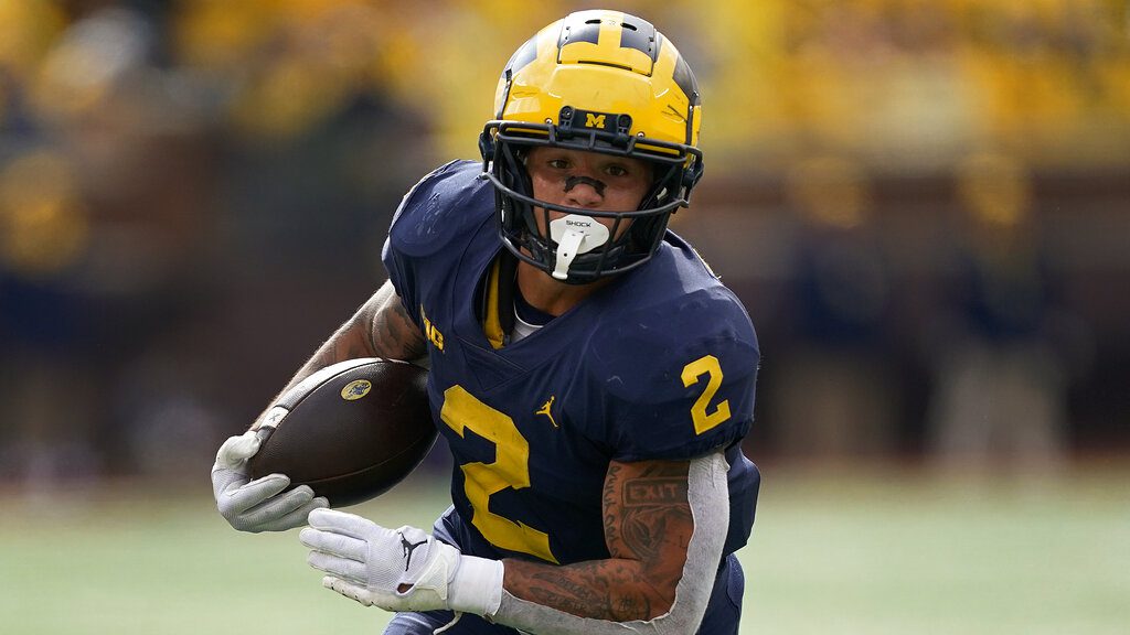 Michigan Wolverines vs. Illinois Fighting Illini Betting Lines ...