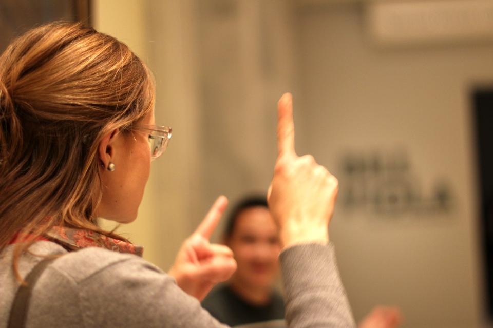 Gallery Talks in ASL | Smithsonian American Art Museum