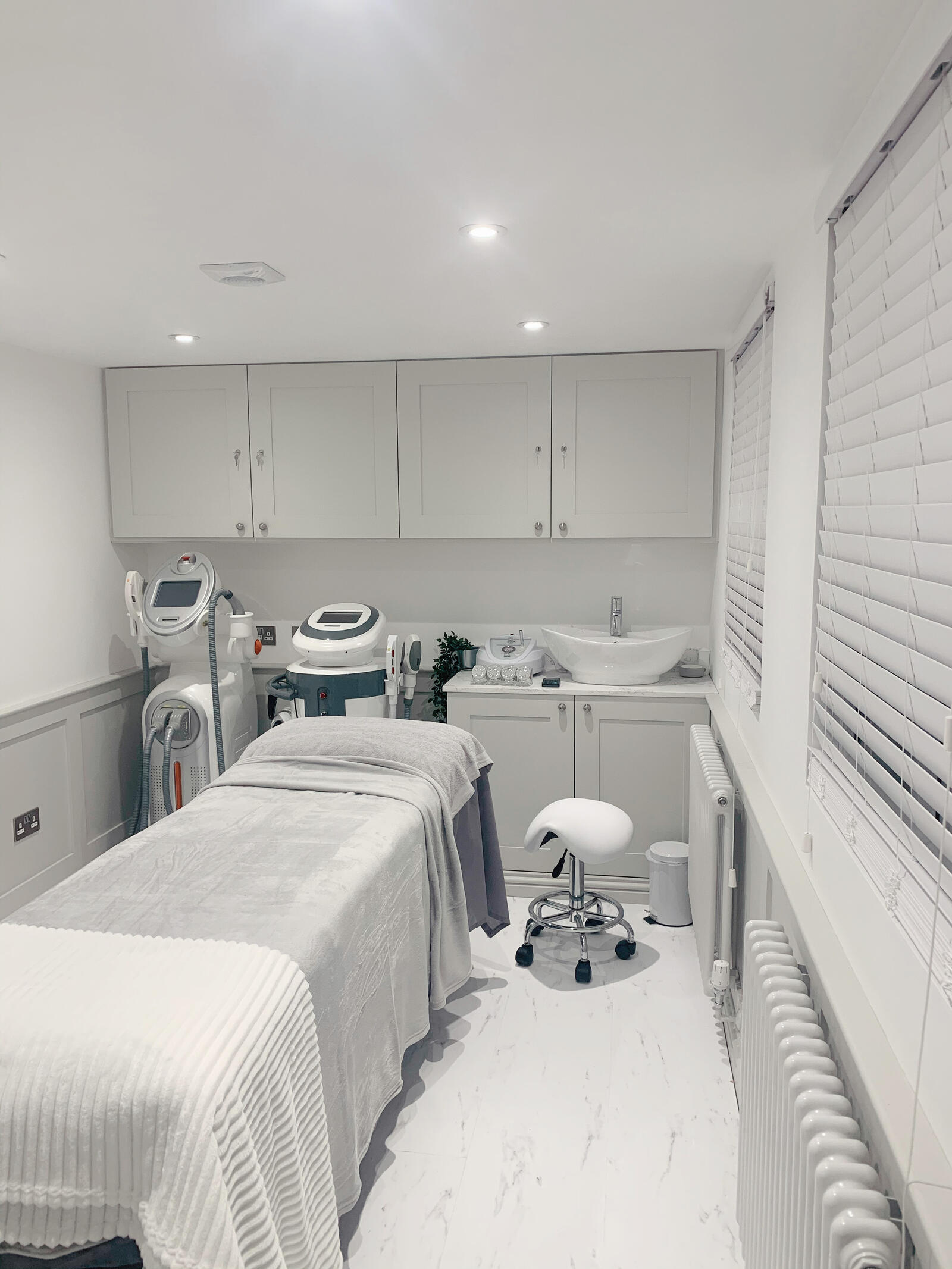 Buy Courses - Face Aesthetics, Surrey