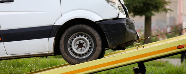 Commercial Vehicle Accident: Everything You Need To Know | SmartFinancial