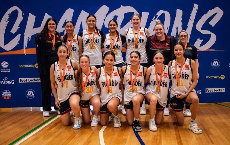 Home - Logan Basketball