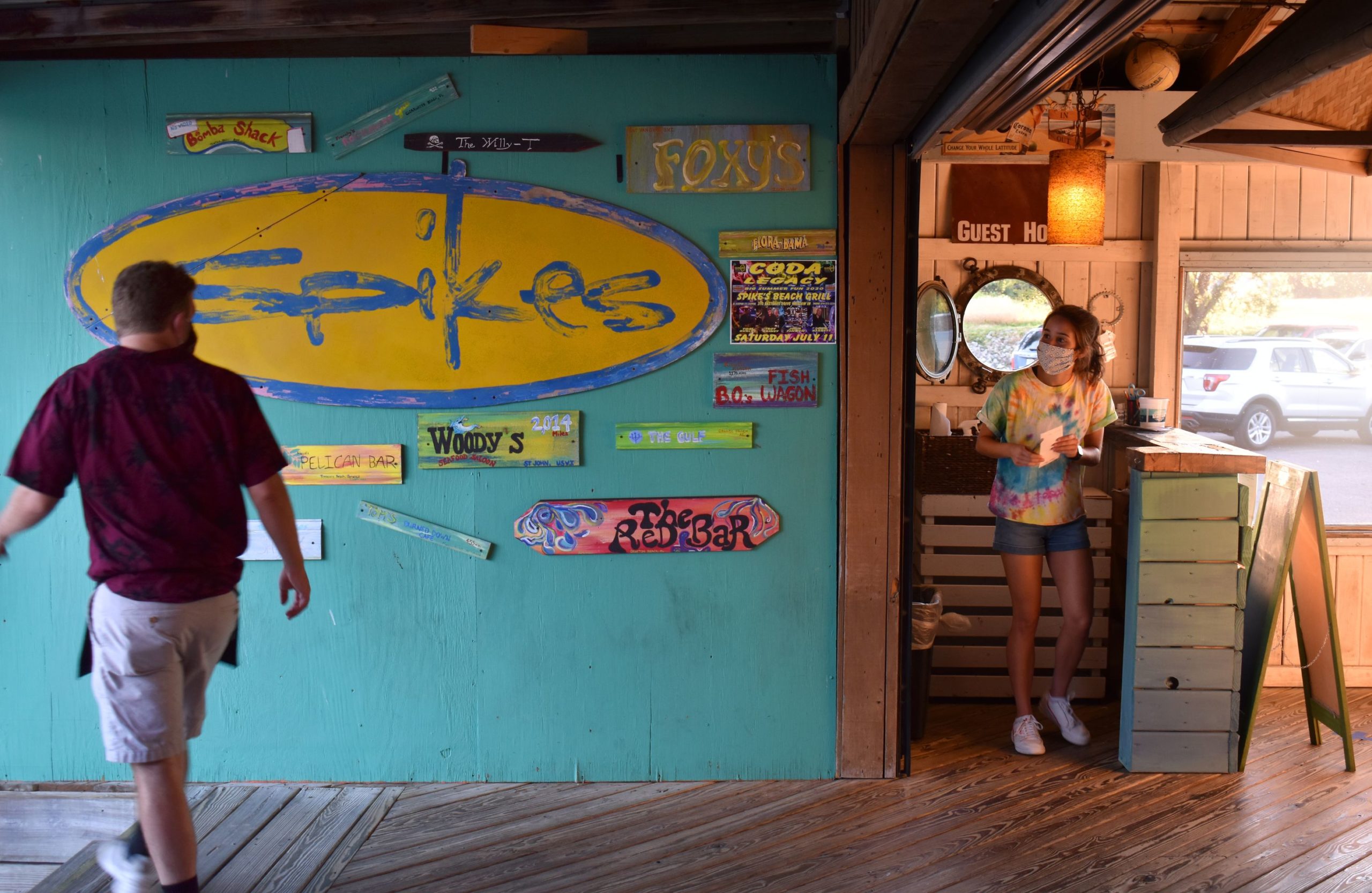 Spikes Beach Grill - Visit Kosciusko County