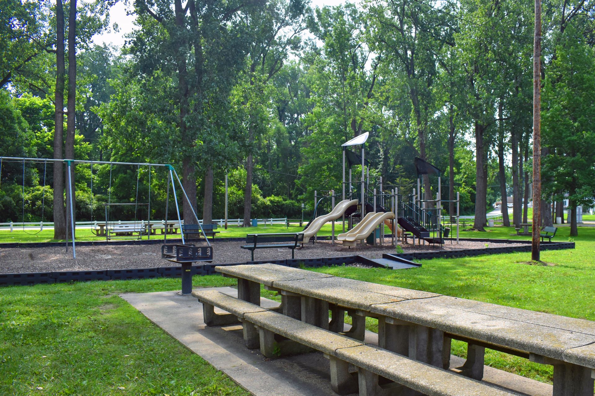 Waubee Lake Park and Beach - Visit Kosciusko County
