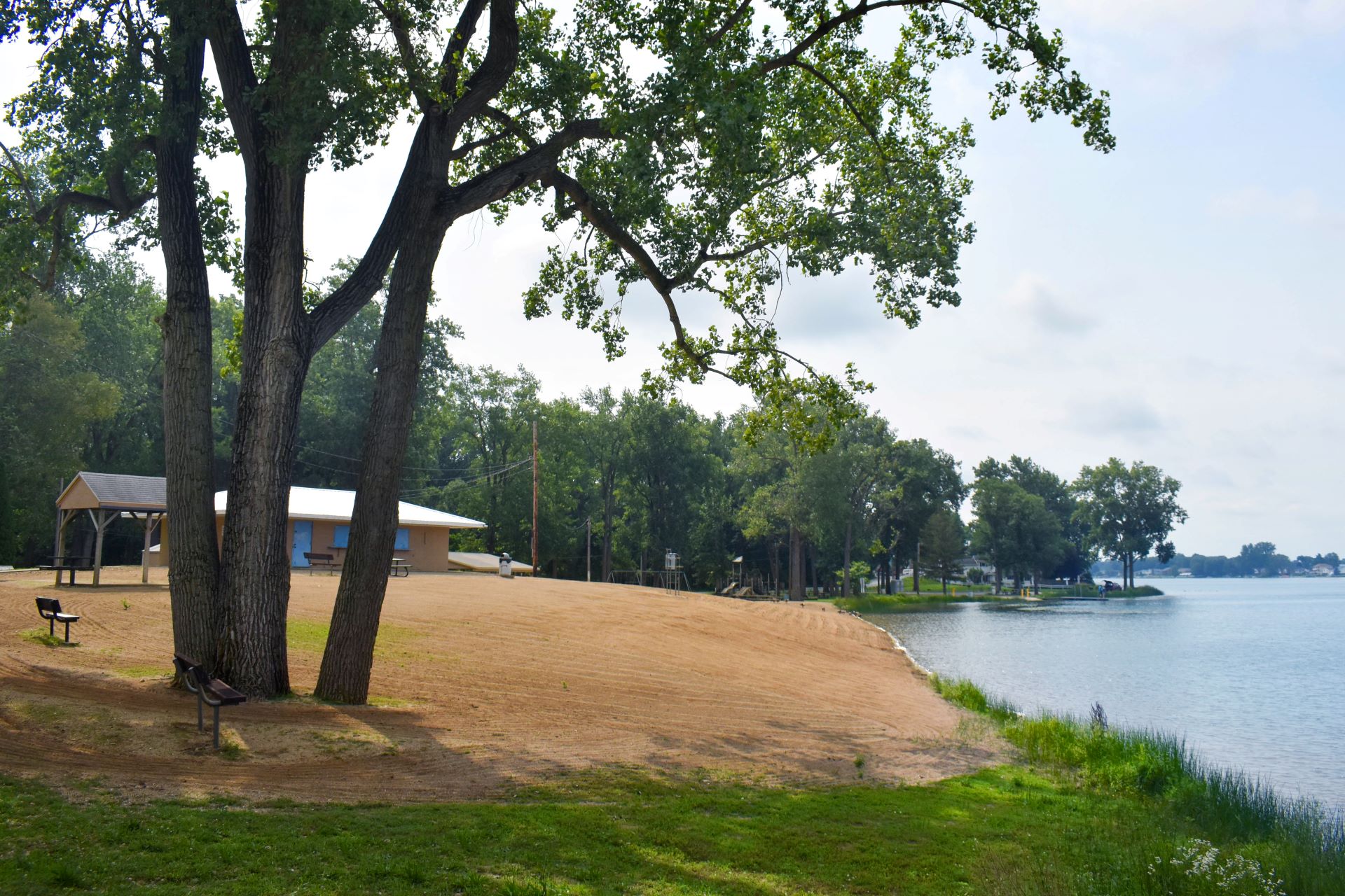 Waubee Lake Park and Beach - Visit Kosciusko County
