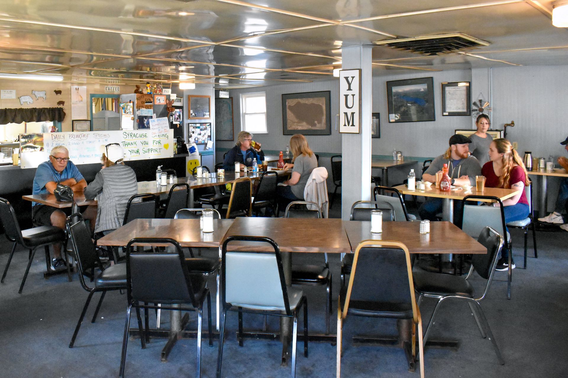 Syracuse Café - Visit Kosciusko County