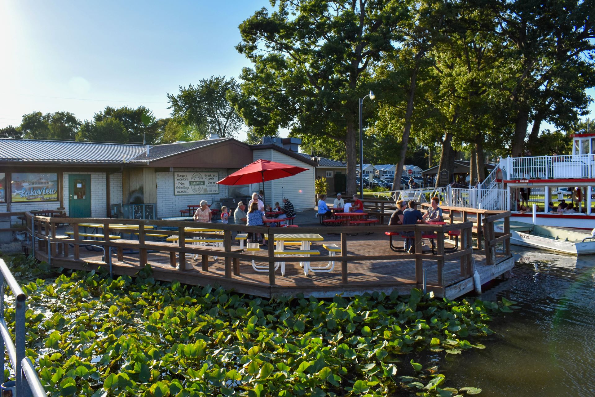 Lakeview Pizza King Restaurant - Visit Kosciusko County