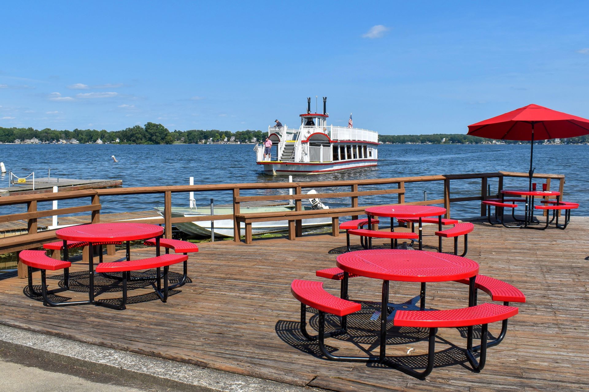 Lakeview Pizza King Restaurant - Visit Kosciusko County