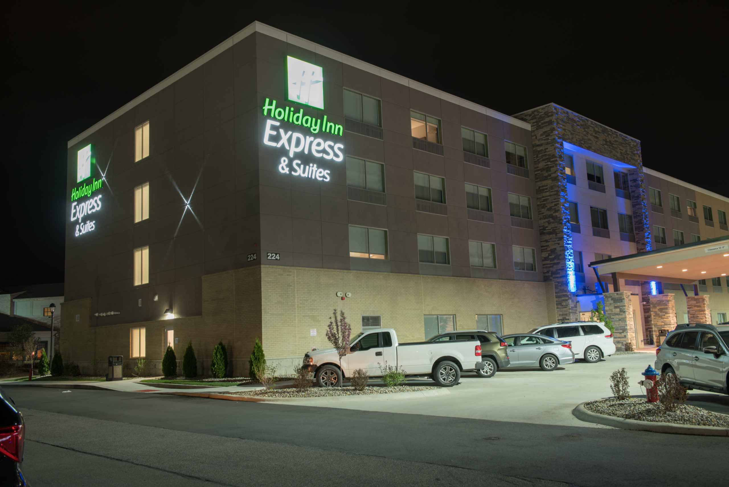 Holiday Inn Express - Visit Kosciusko County