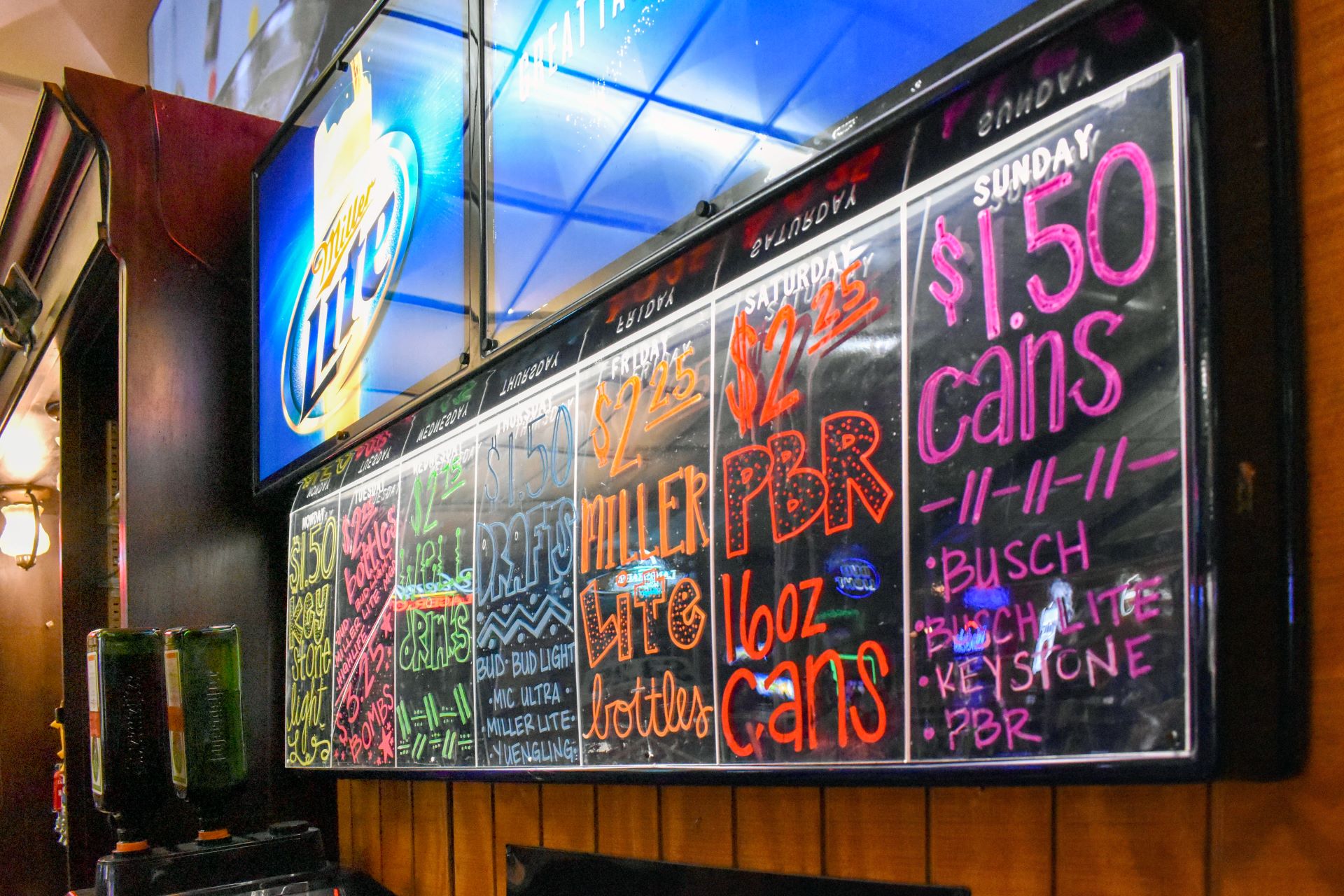 Bulldog Saloon - Visit Kosciusko County