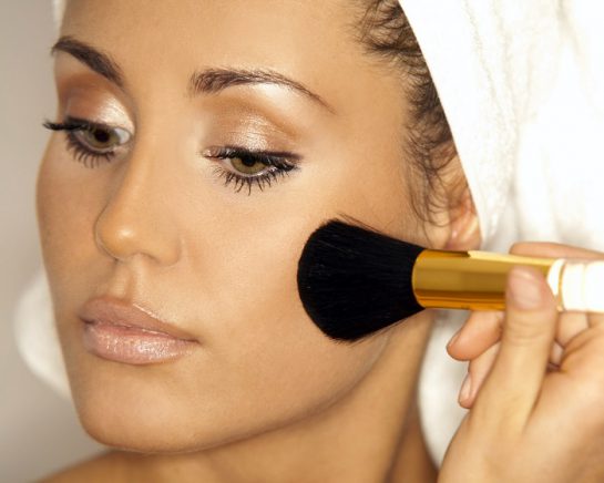 7 Easy Ways To Make Your Face Shine: Beauty Hacks You'll Ever Need ...