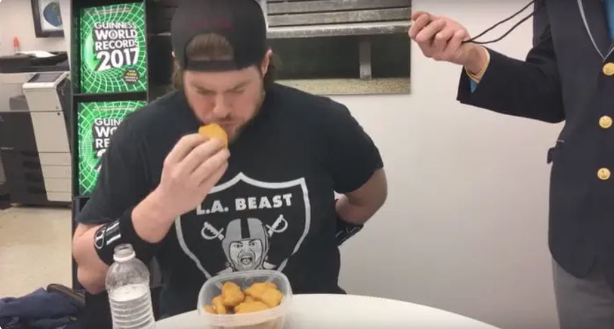 10 Crazy Food Challenges That Made It to Guinness World Records! - AsViral