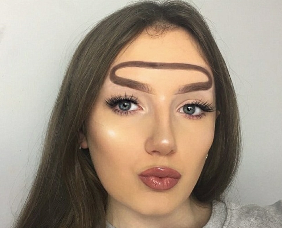 15 Eyebrow Trends That Are Absolutely Absurd - AsViral