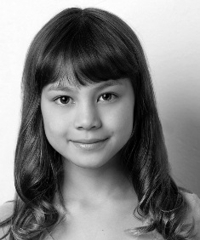 Nina Makino Theatre Credits and Profile