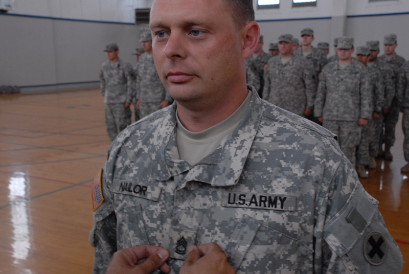 Sycamore Artillerymen Promoted, Receive Medals
