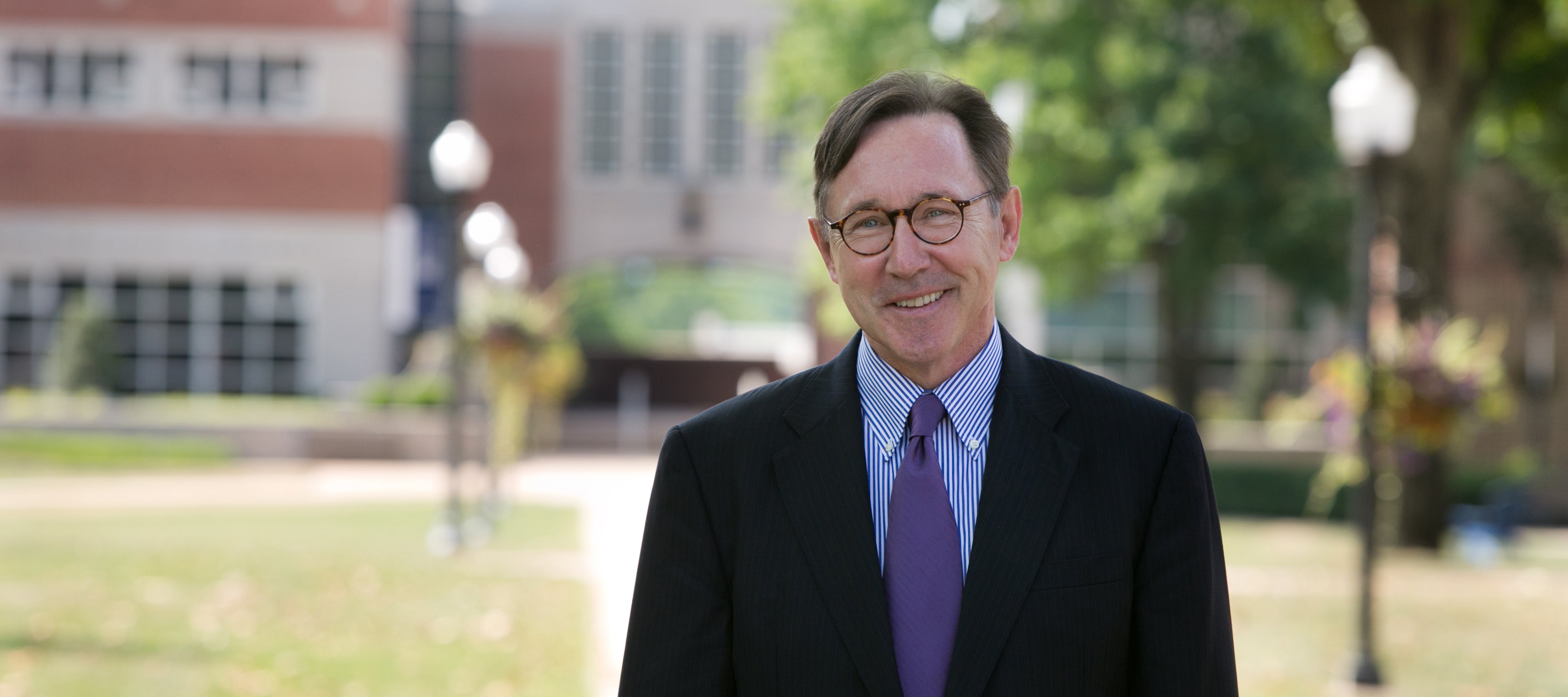 Lewis Evitts Thayne, Ph.D., to be Inaugurated as Lebanon Valley College ...