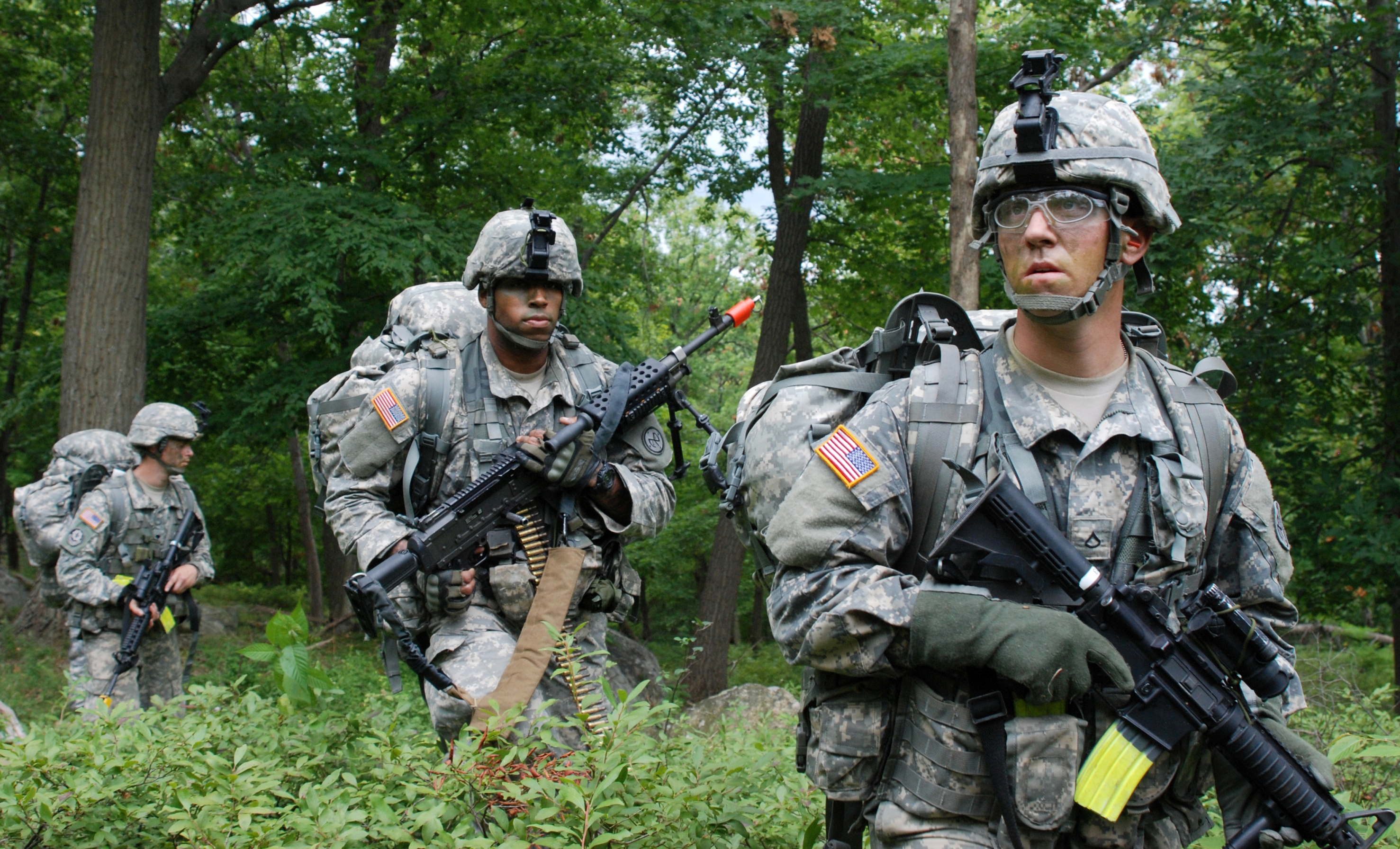 New York Army National Guard Soldiers display tools of their trade for ...