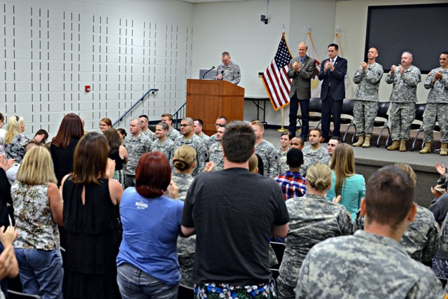 ILNG Unit Deploys to Guantanamo Bay