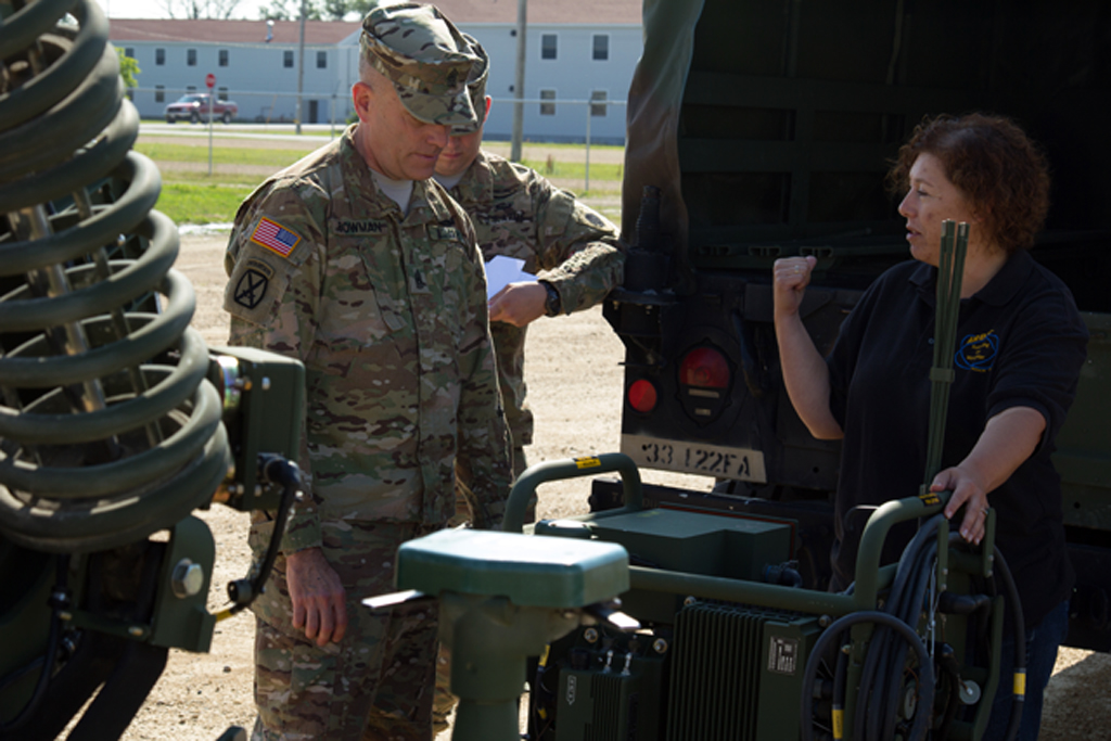 Land Component Command Sgt. Maj. visits artillery battalion during key ...