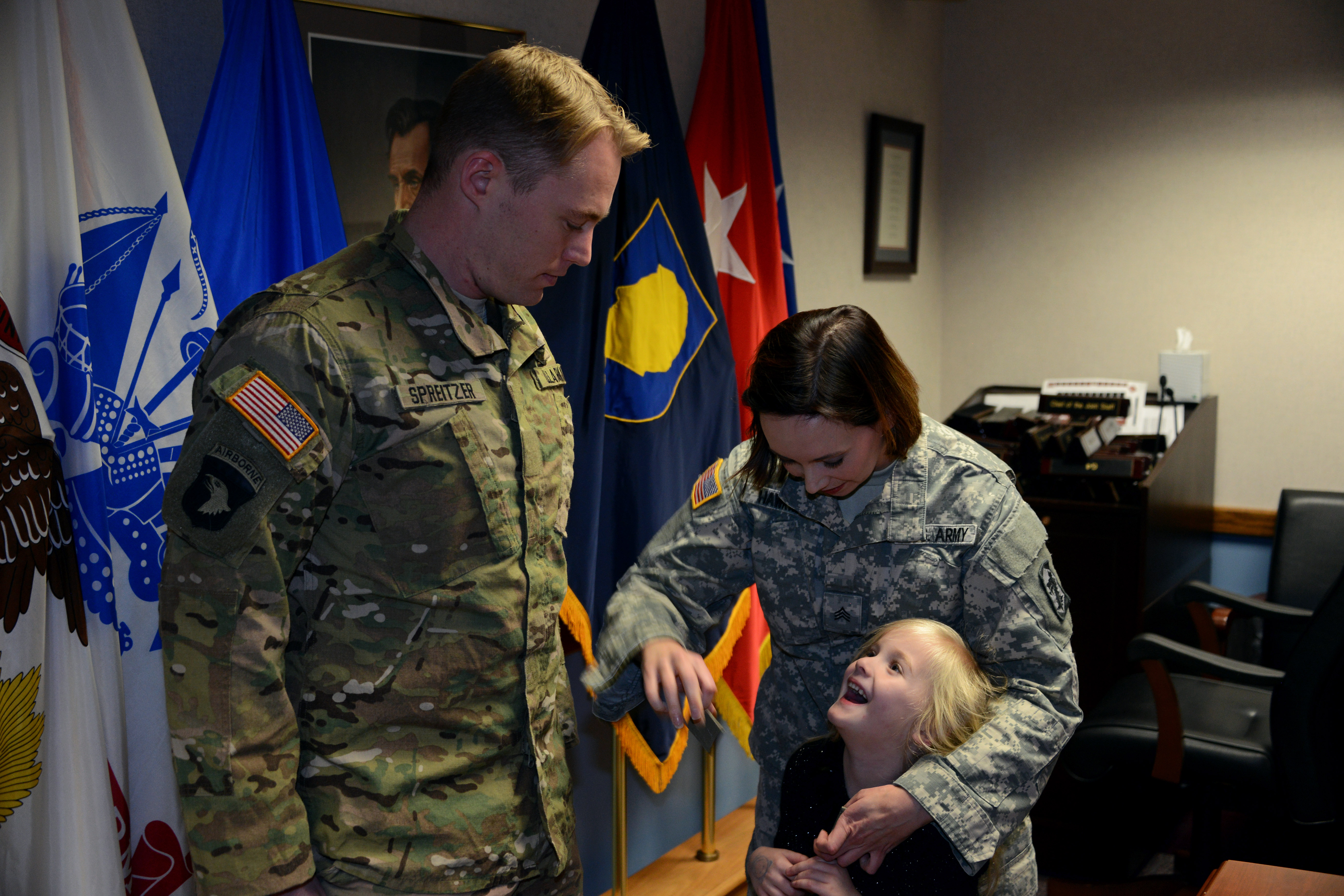 ILARNG Soldier promoted to the rank of sergeant first class