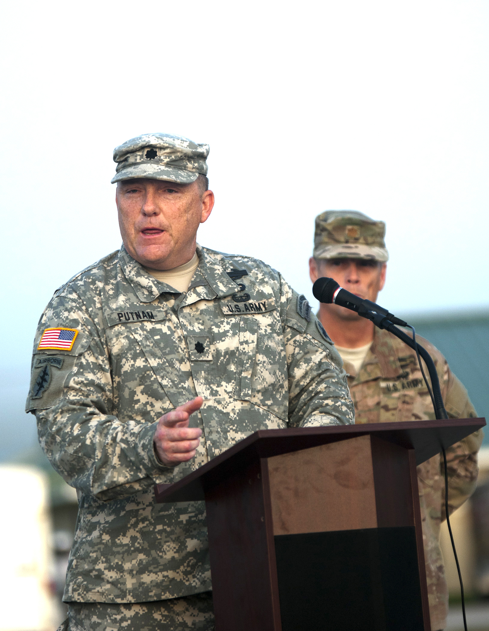 Illinois Infantry Battalion Welcomes New Commander